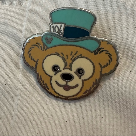 Disney | Other | Disney Trading Pin Duffy Mad Hatter Hat | Poshmark
